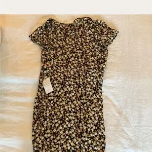 Lost + Wander | Dresses | Lost Wander Black And Yellow Daisy Floral ...